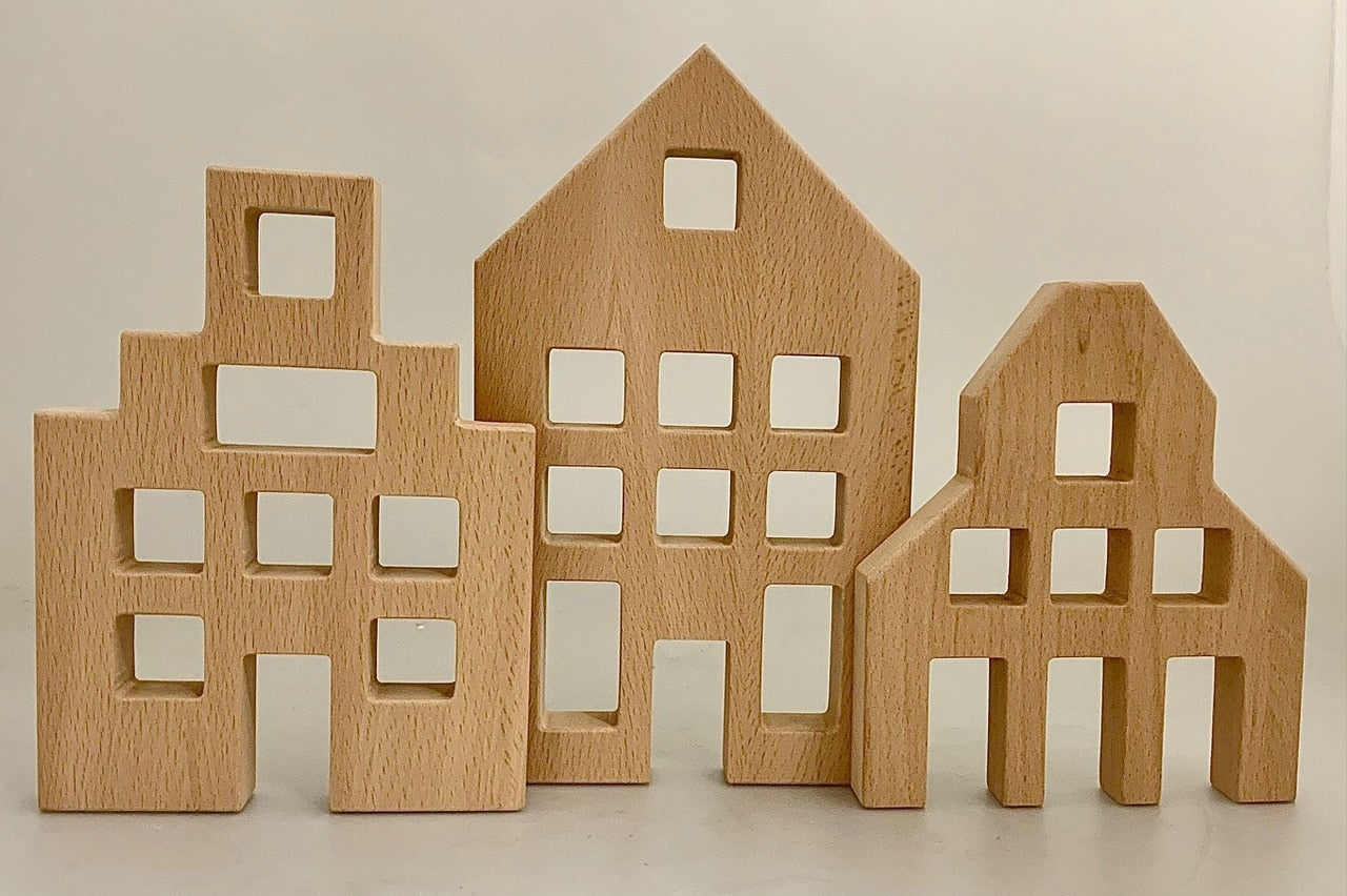 Dutch houses – Sawdust and Chalk